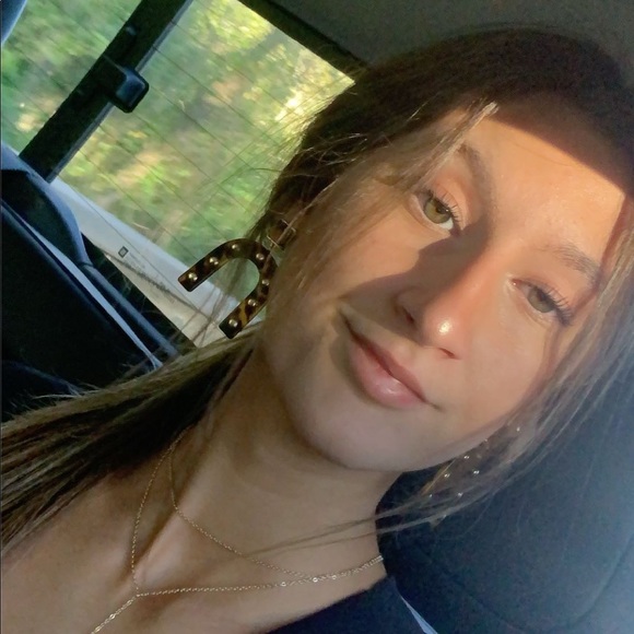 Kenzie's Closet (@kenziiewhiite) | Poshmark